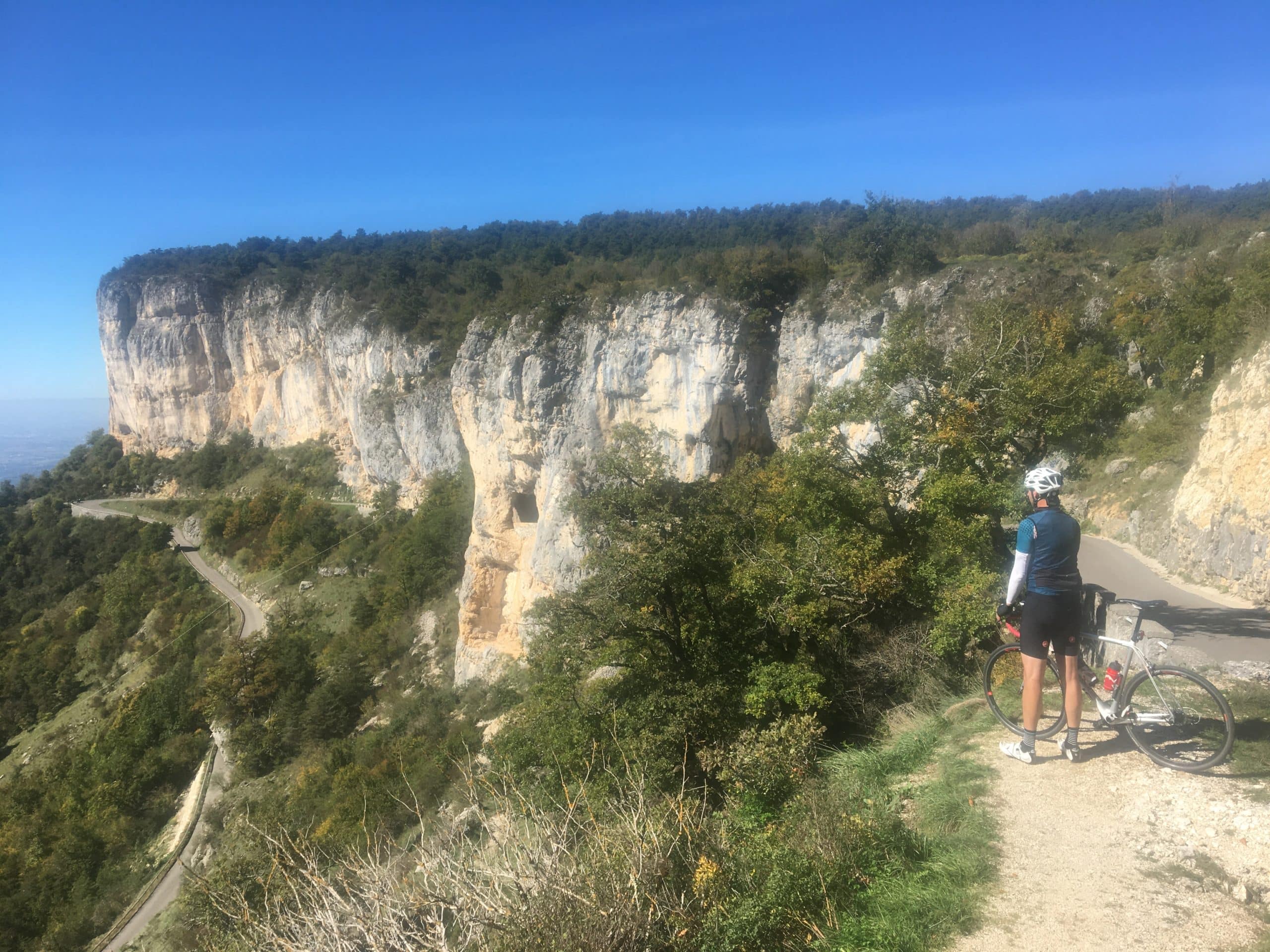 Strampeln ohne Ampeln - Schluchten und Walnüsse - Mit dem Rennrad im ...